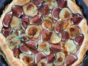 Feigen Tarte mit Ziegenkäse - passion patisserie